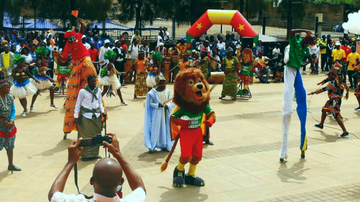 Football/Total CHAN Cameroun 2020: «Tara» la mascotte entame sa tournée ...