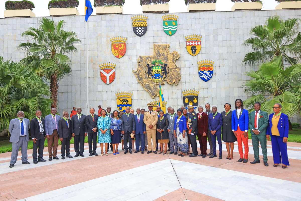 CTRI/Présidence de la République : Cérémonie de décoration – GABON ...