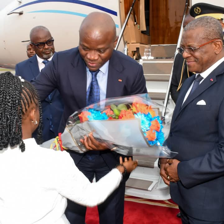 Sommet Extraordinaire de la CEMAC : Arrivée du Président Oligui Nguema ...