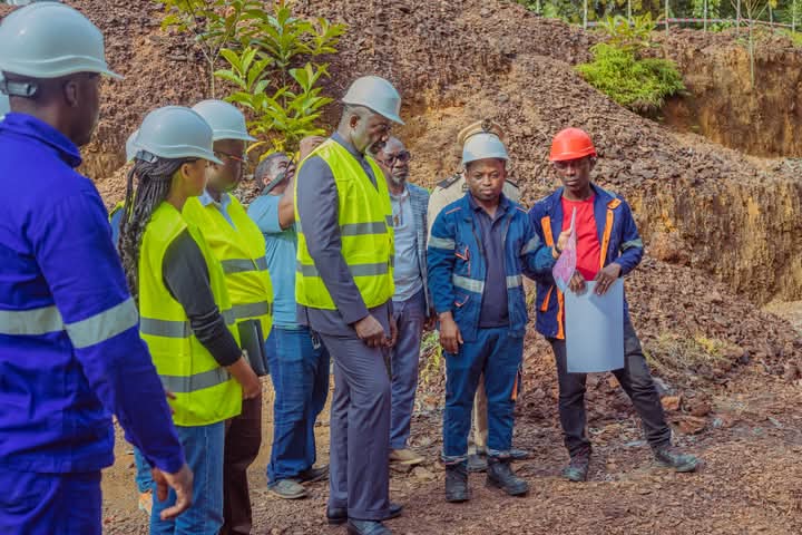 Visite du Ministre des Mines à la Mine de Fer de Baniaka – GABON INFOS LIVE