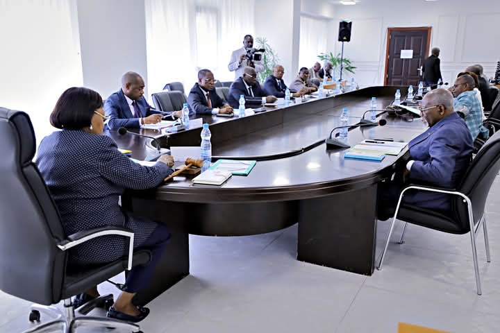 Première Séance Plénière du Sénat de la 5ème République – GABON INFOS LIVE